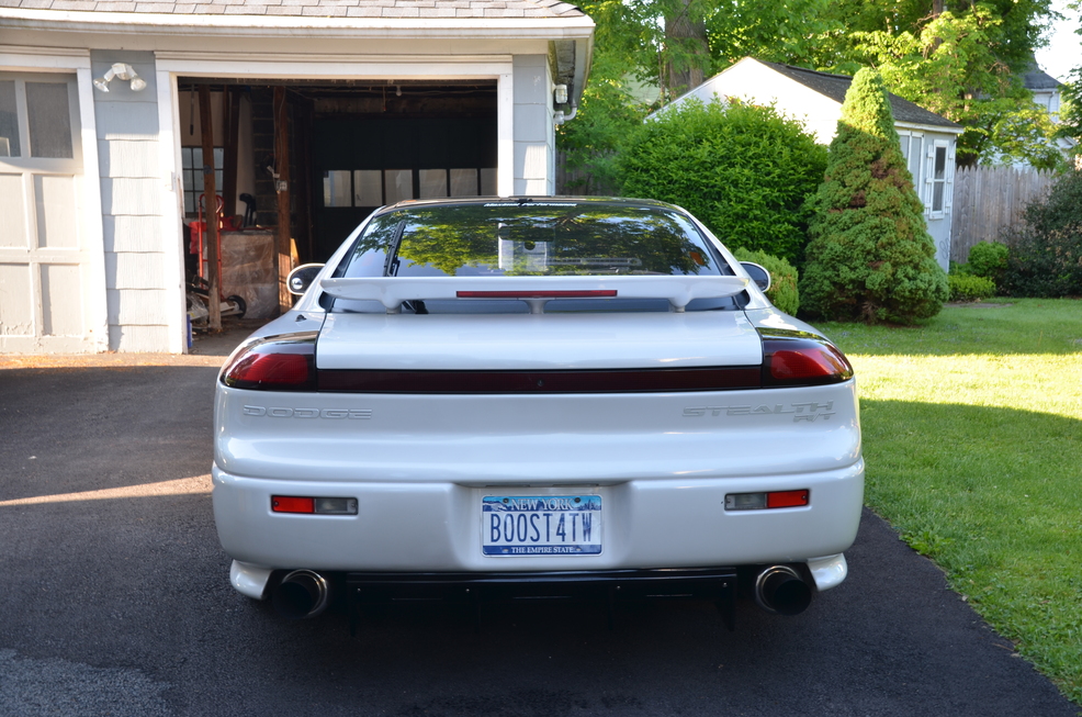 3000GT / Stealth / GTO - 96 stealth spoiler v. before/after pics.