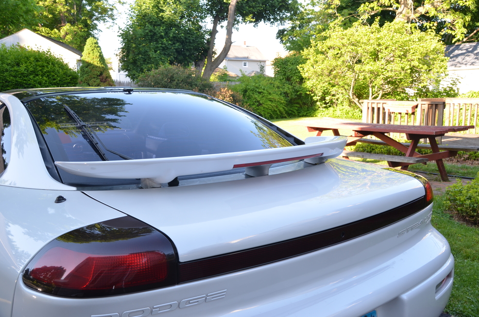 3000GT / Stealth / GTO - 96 stealth spoiler v. before/after pics.